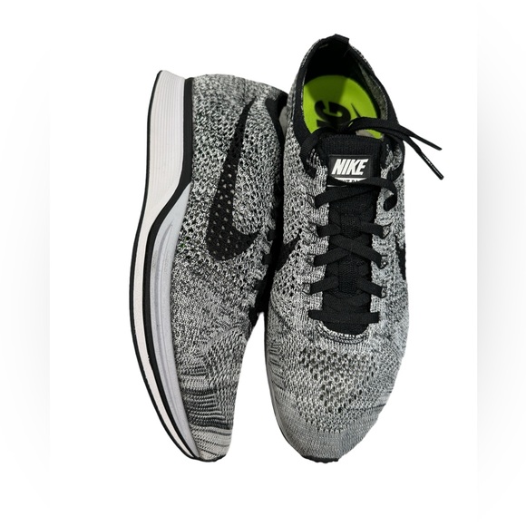Shoes | Flyknit Racers Size 9 Oreo Colorway | Poshmark